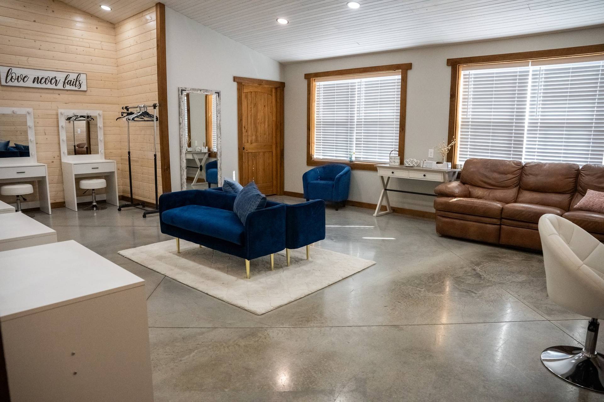 The Hidden Vale - Reviews, Photos & Deals 2026 - Elizabethton, TN ...