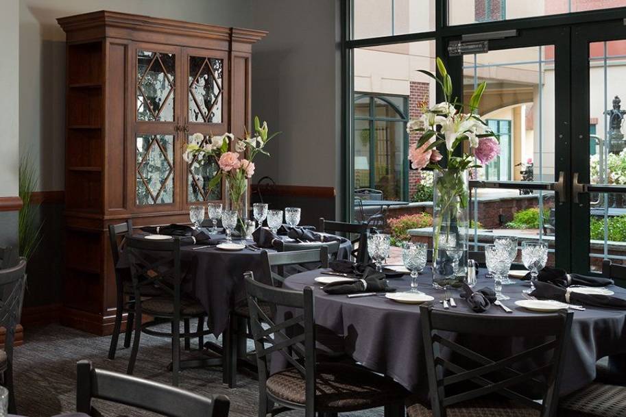 Hotel Anthracite - Reviews, Photos & Deals 2026 - Carbondale, PA ...