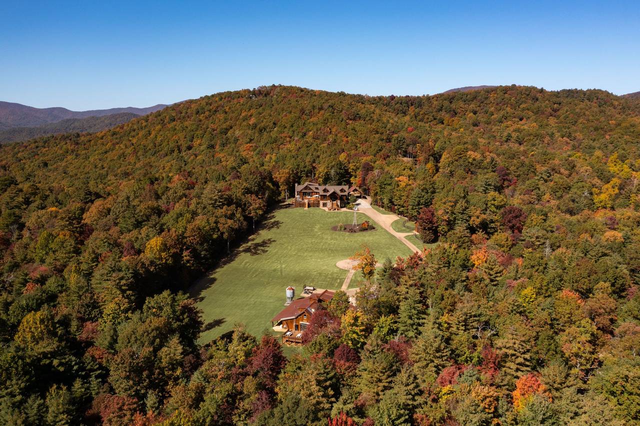 Bison View Lodge - Reviews, Photos & Deals 2026 - Kennesaw, GA ...