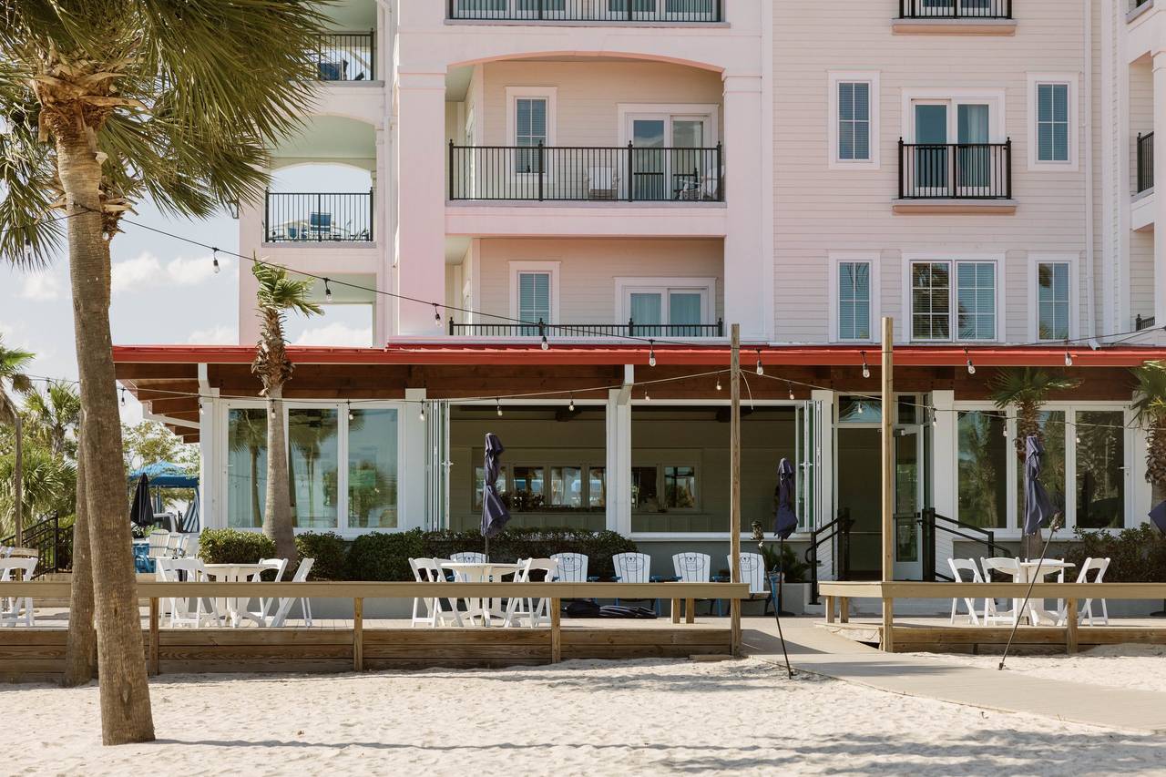 Charleston Harbor Resort & Marina - Reviews, Photos & Deals 2026 ...