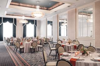 The Graduate Seattle - Reviews, Photos & Deals 2026 - Seattle, WA ...