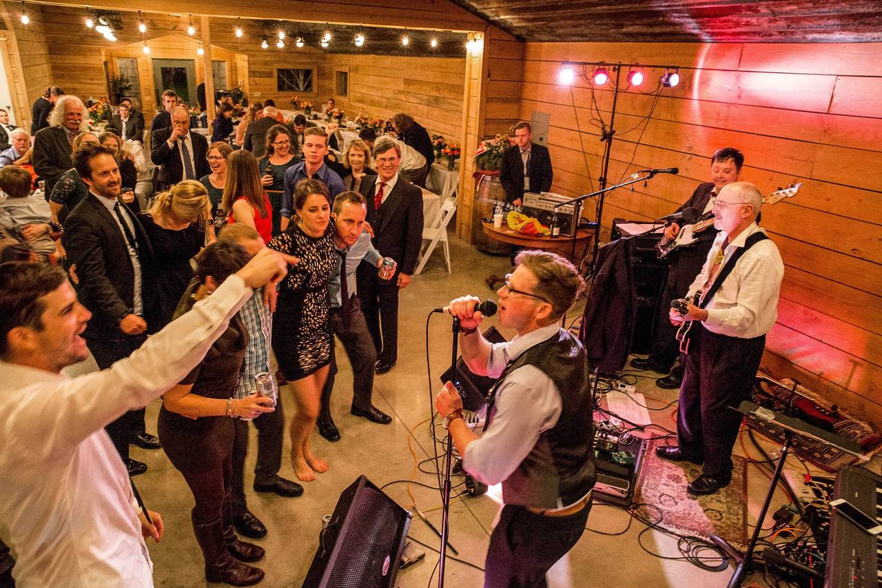 The 10 Best Wedding Bands in Seattle - WeddingWire