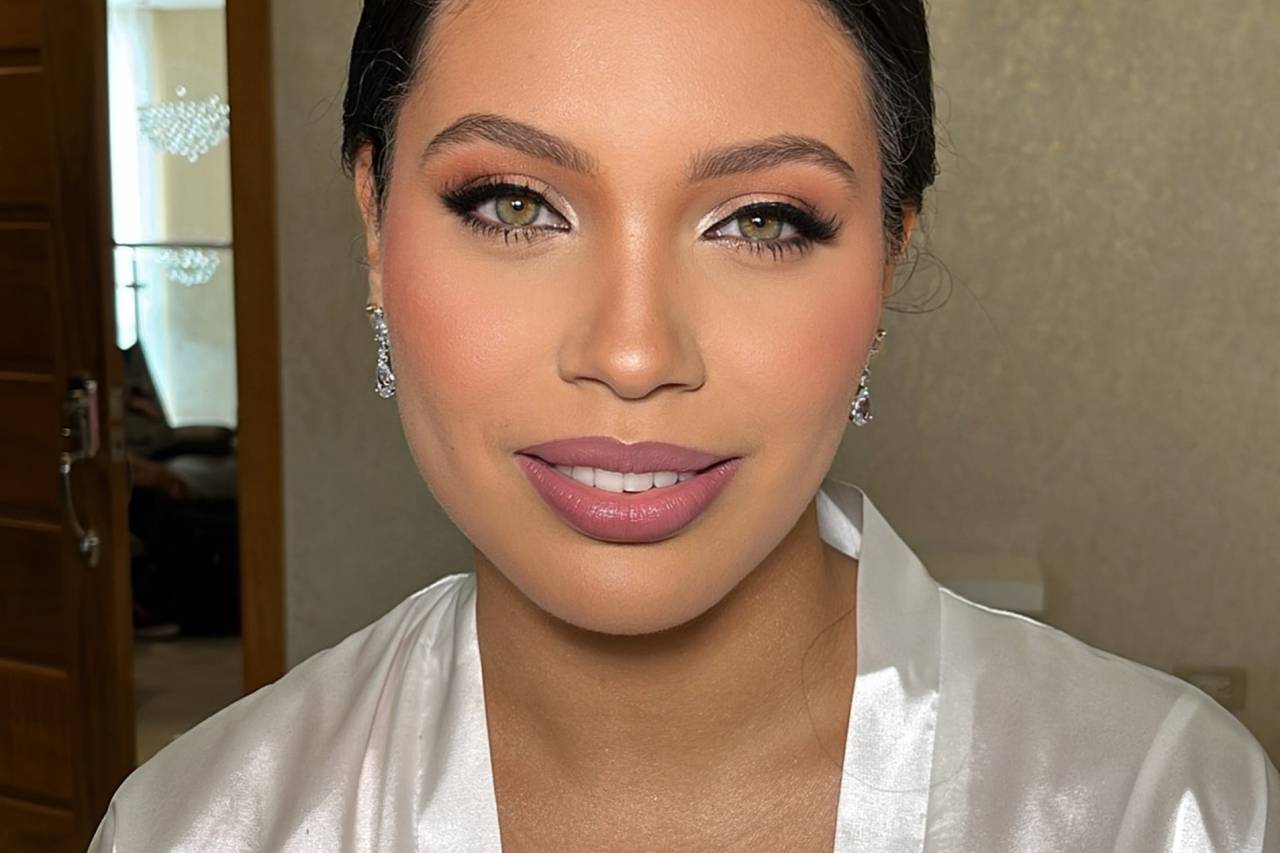 Nohely Bravo Makeup Artist Reviews - Punta Cana, DO - 17 Reviews