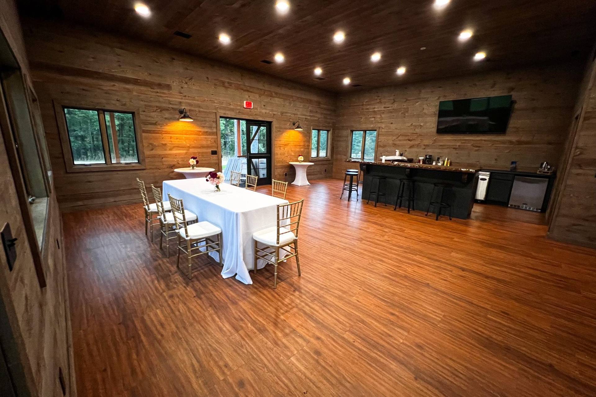 Northwoods Michigan Events - Barn & Farm Weddings - Tawas City, MI ...