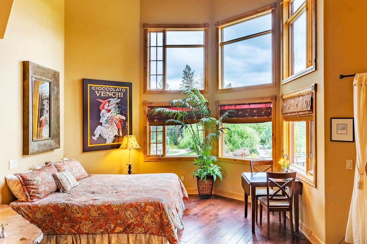 Talus Rock Retreat - Reviews, Photos & Deals 2026 - Sandpoint, ID ...