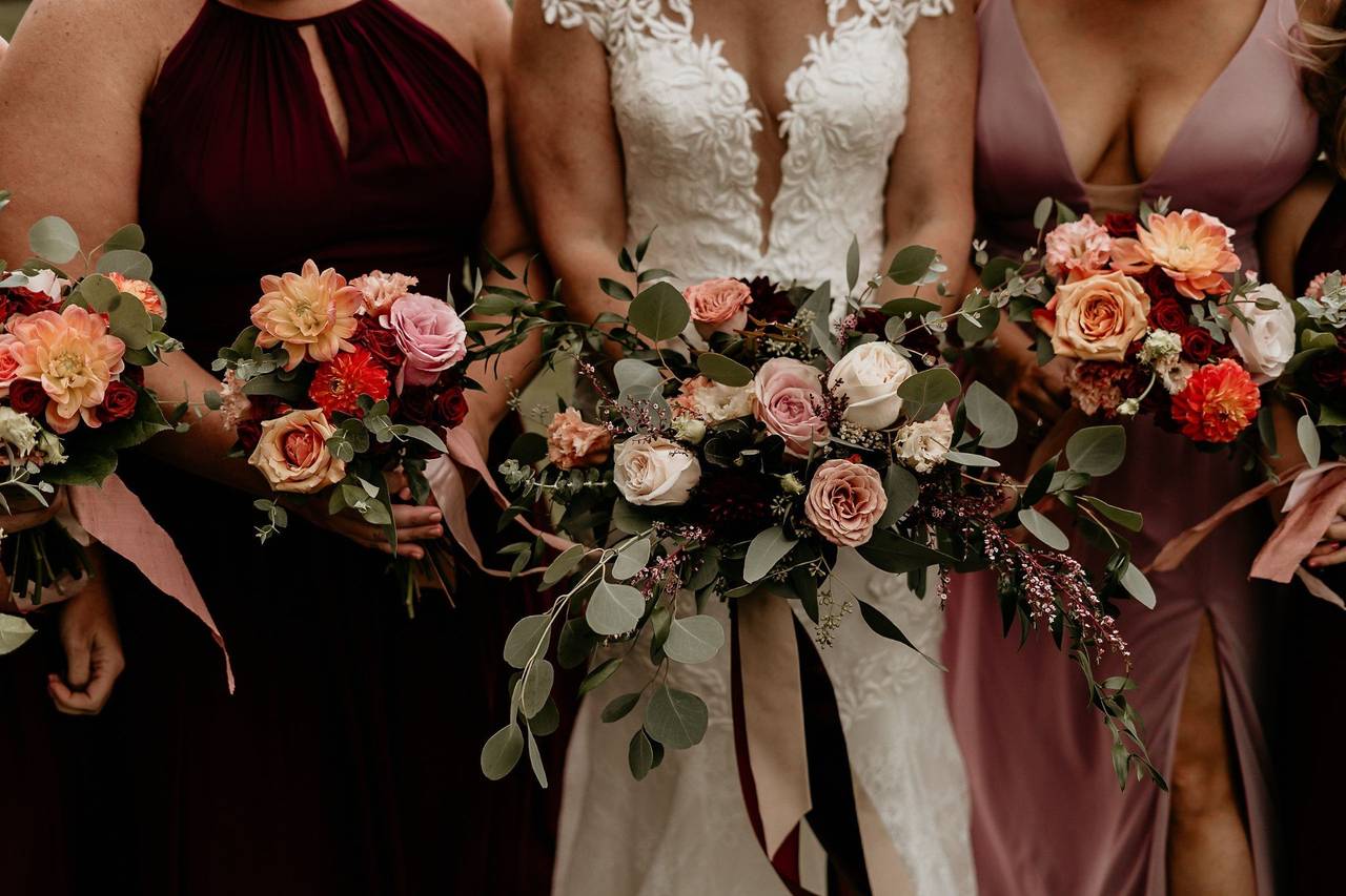 Shy Myrtle - Flowers - Onaga, KS - WeddingWire