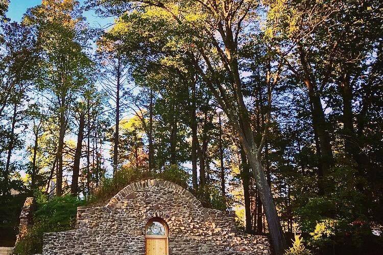 The AppleTree Terrace - Reviews, Photos & Deals 2026 - Dallas, PA ...