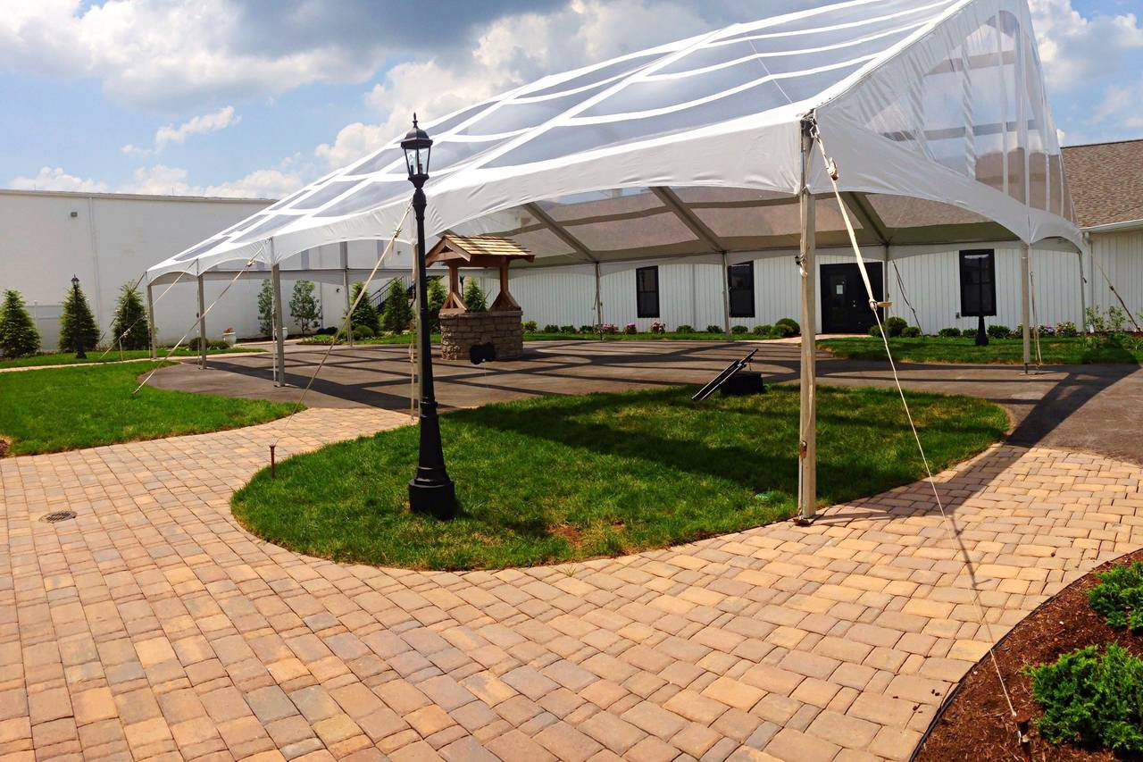 The Thoroughbred Center - Barn & Farm Weddings - Lexington, KY ...