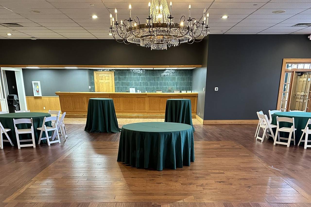 The Thoroughbred Center - Reviews, Photos & Deals 2026 - Lexington, KY ...