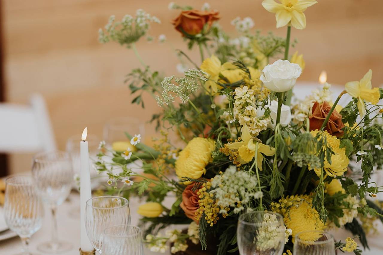 Jessica Vann-Campbell Flowers - Reviews, Photos & Deals 2026 - Lynnwood ...