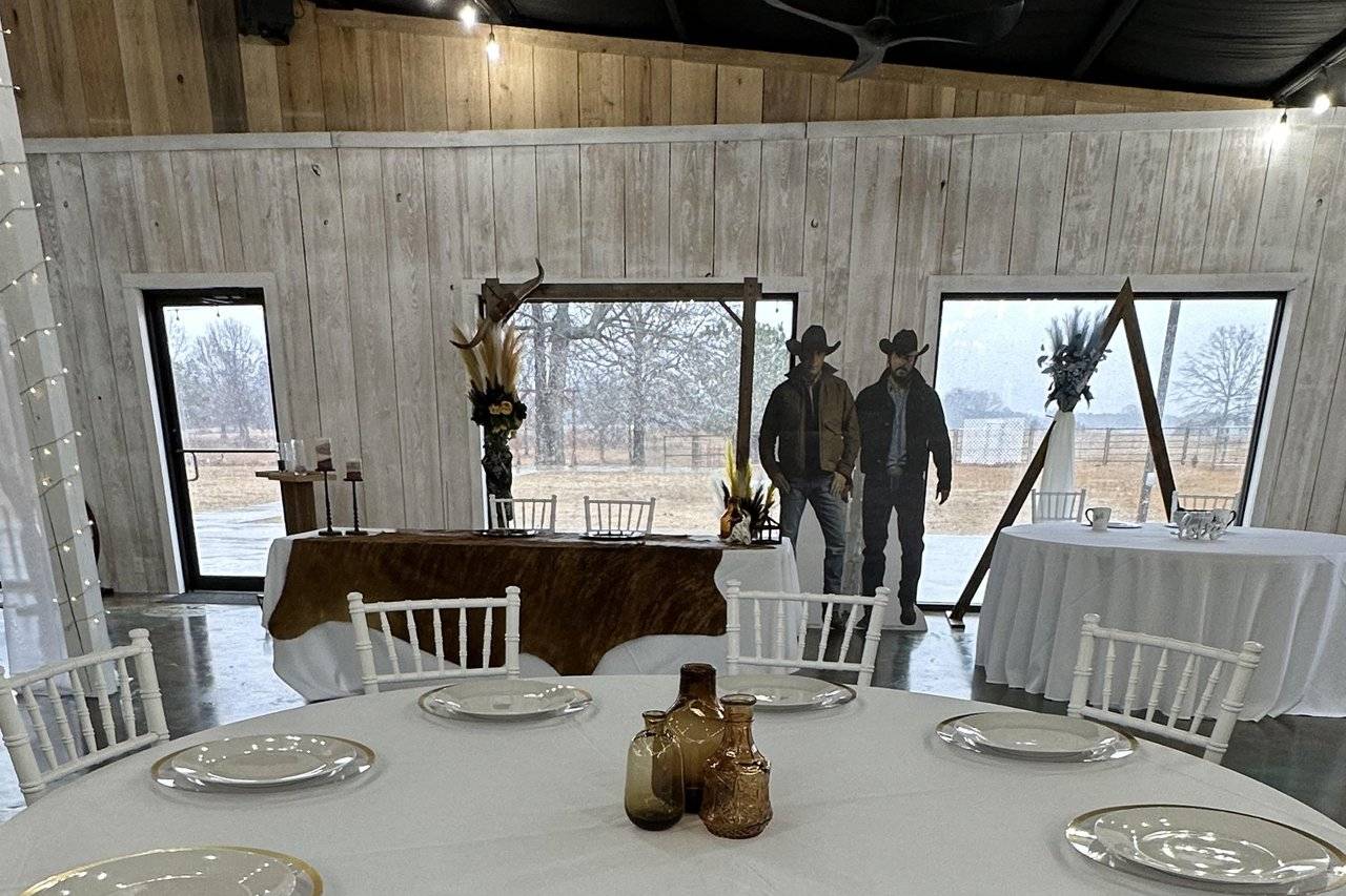 Cedar Moss Barn - Venue - Sheridan, AR - WeddingWire