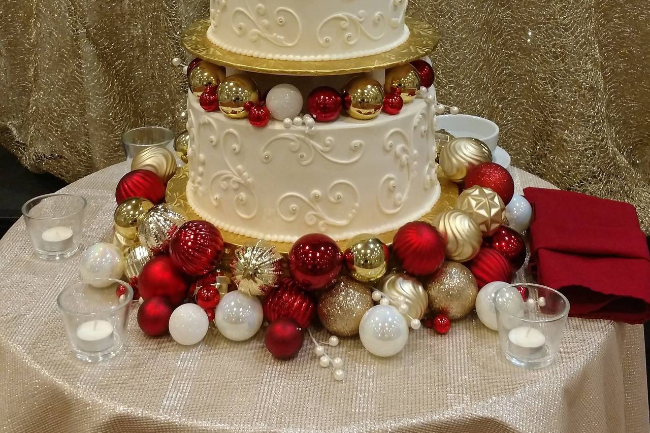 Bethel Bakery - Wedding Cake - Bethel Park, PA - WeddingWire