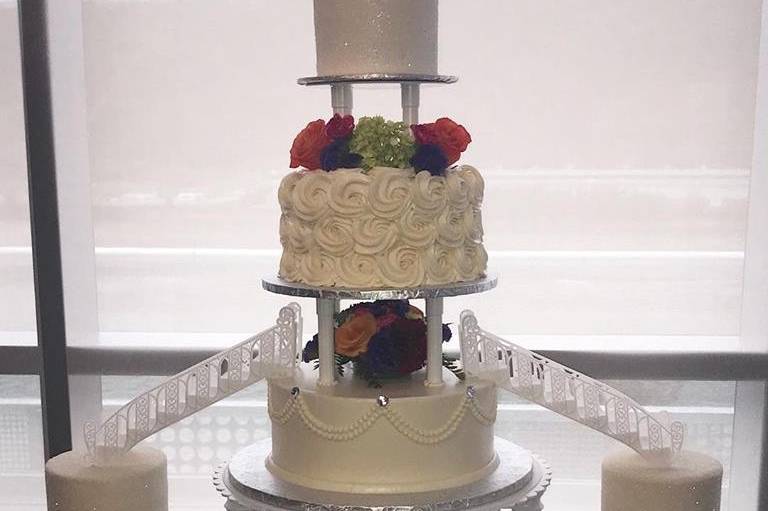 Bethel Bakery - Wedding Cake - Bethel Park, PA - WeddingWire