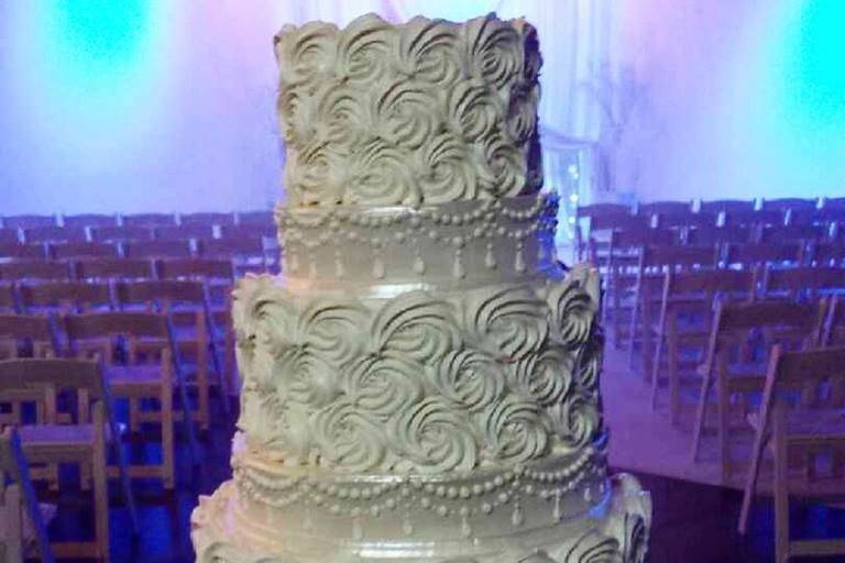 Bethel Bakery - Wedding Cake - Bethel Park, PA - WeddingWire