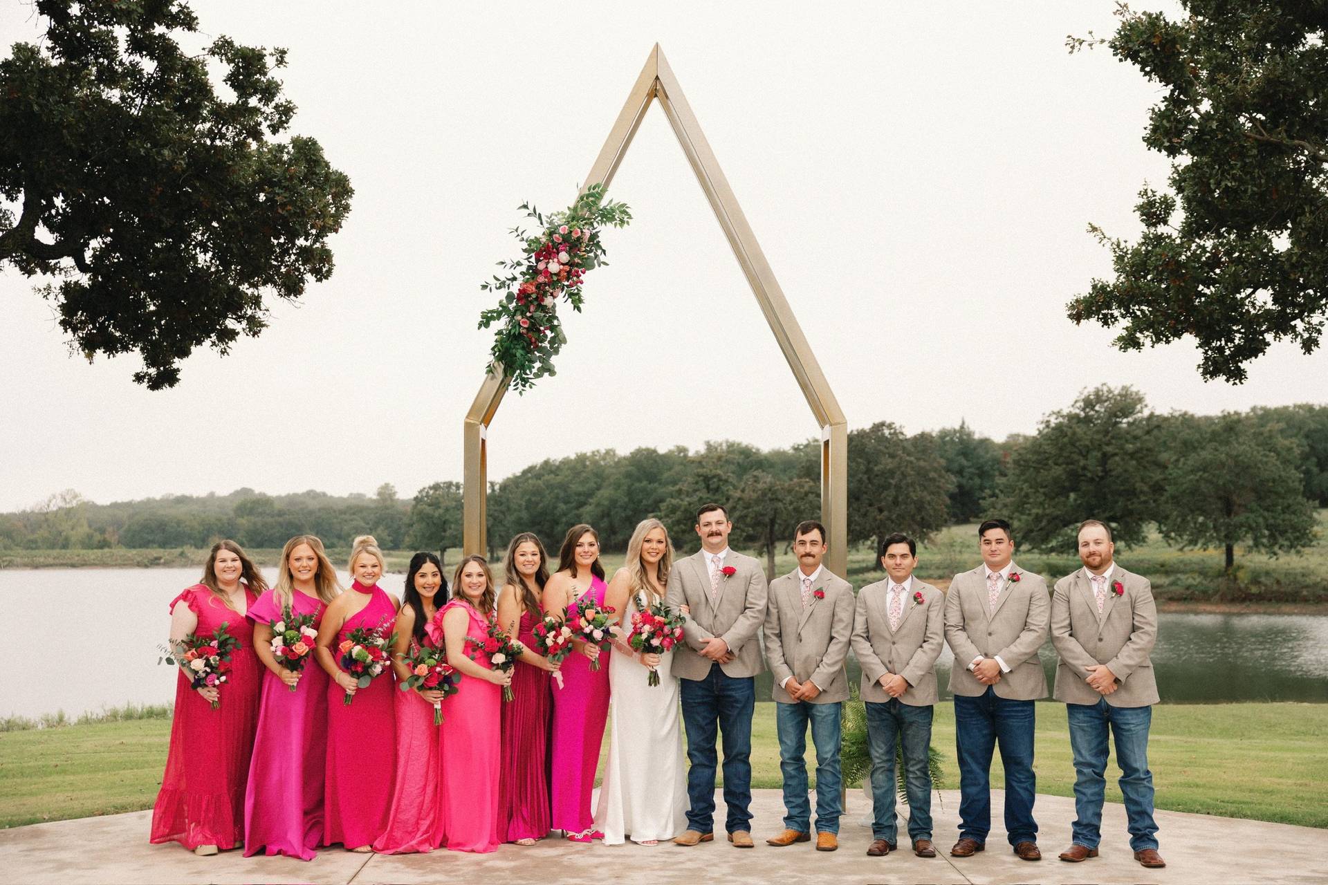 Loco Lake Venue - Reviews, Photos & Deals 2026 - Sunset, TX - WeddingWire