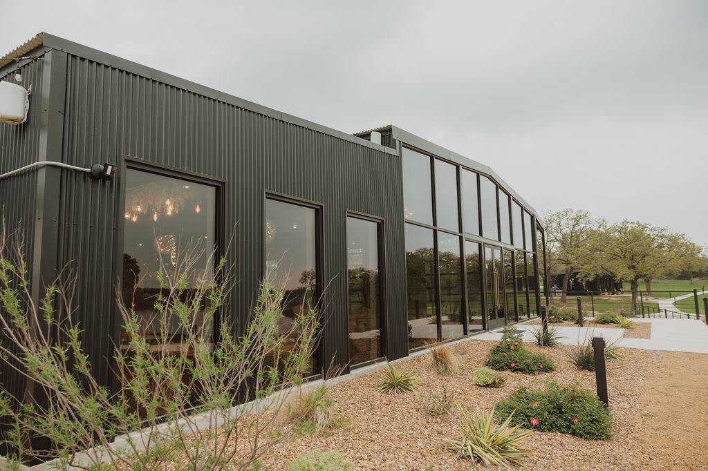 Loco Lake Venue - Reviews, Photos & Deals 2026 - Sunset, TX - WeddingWire