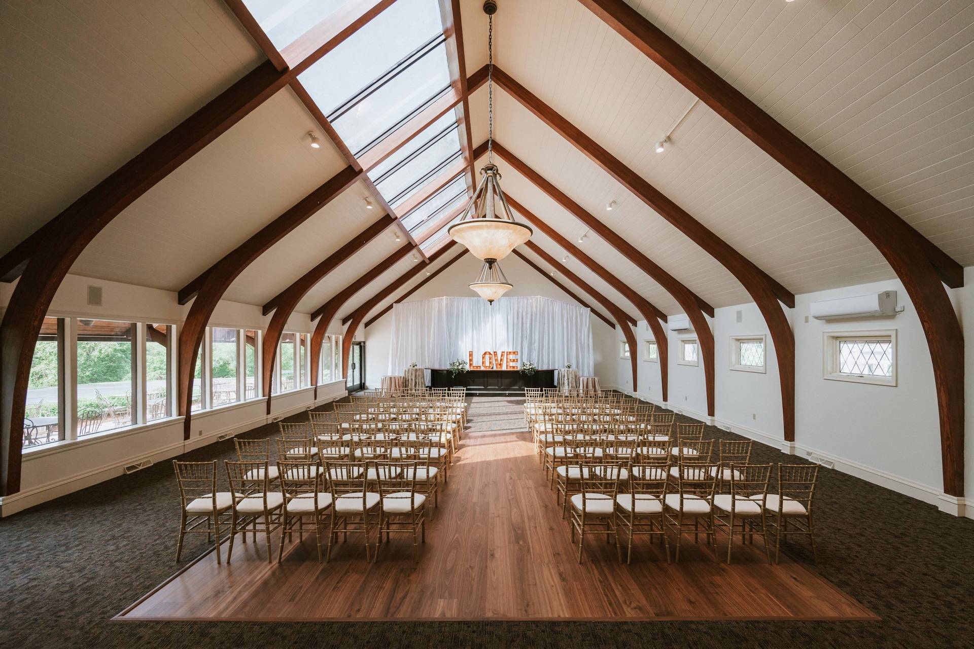 Red Circle Inn - Reviews, Photos & Deals 2026 - Nashotah, WI - WeddingWire