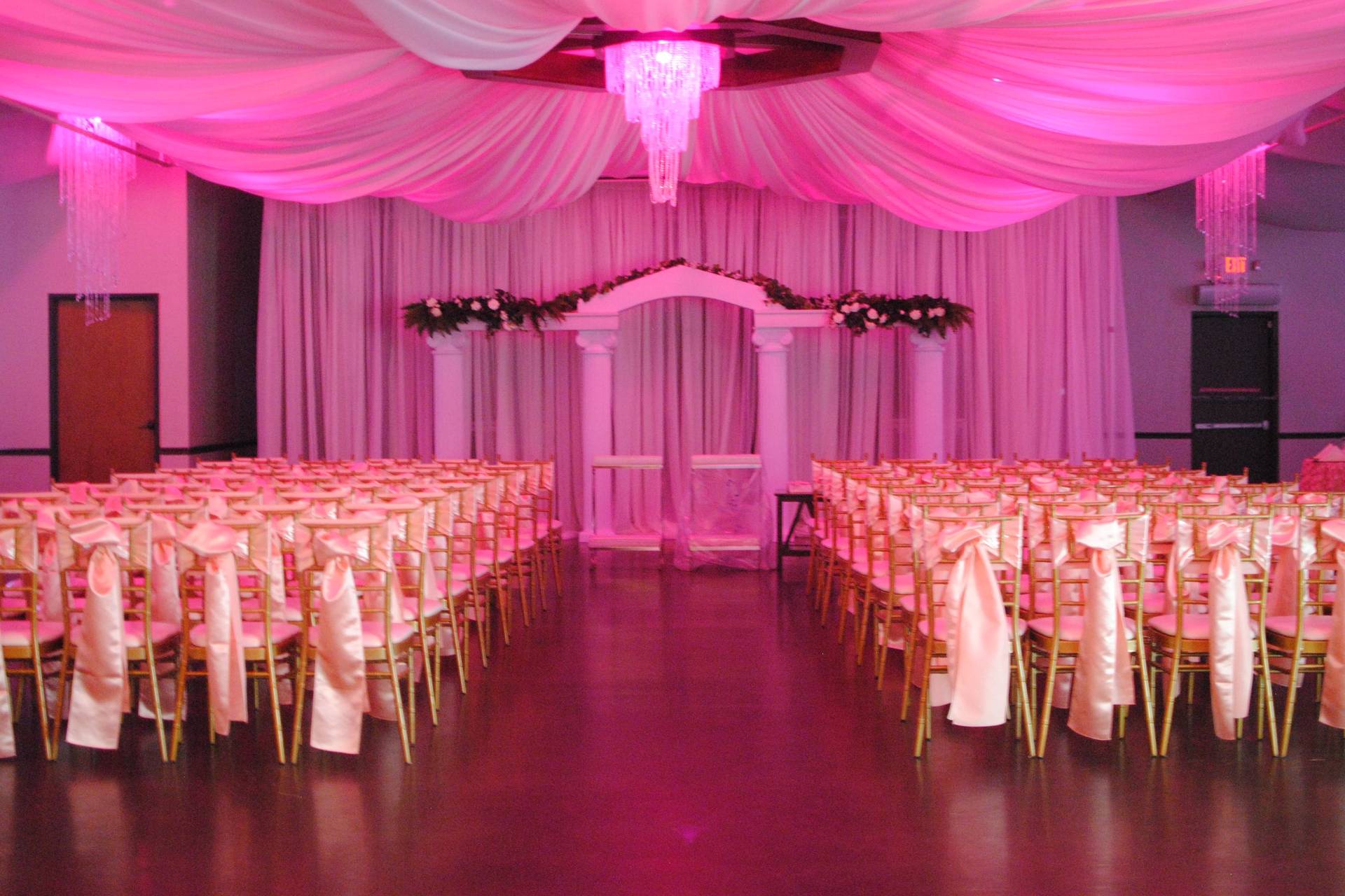 The Oasis Ballroom - Banquet Halls - Irving, TX - WeddingWire