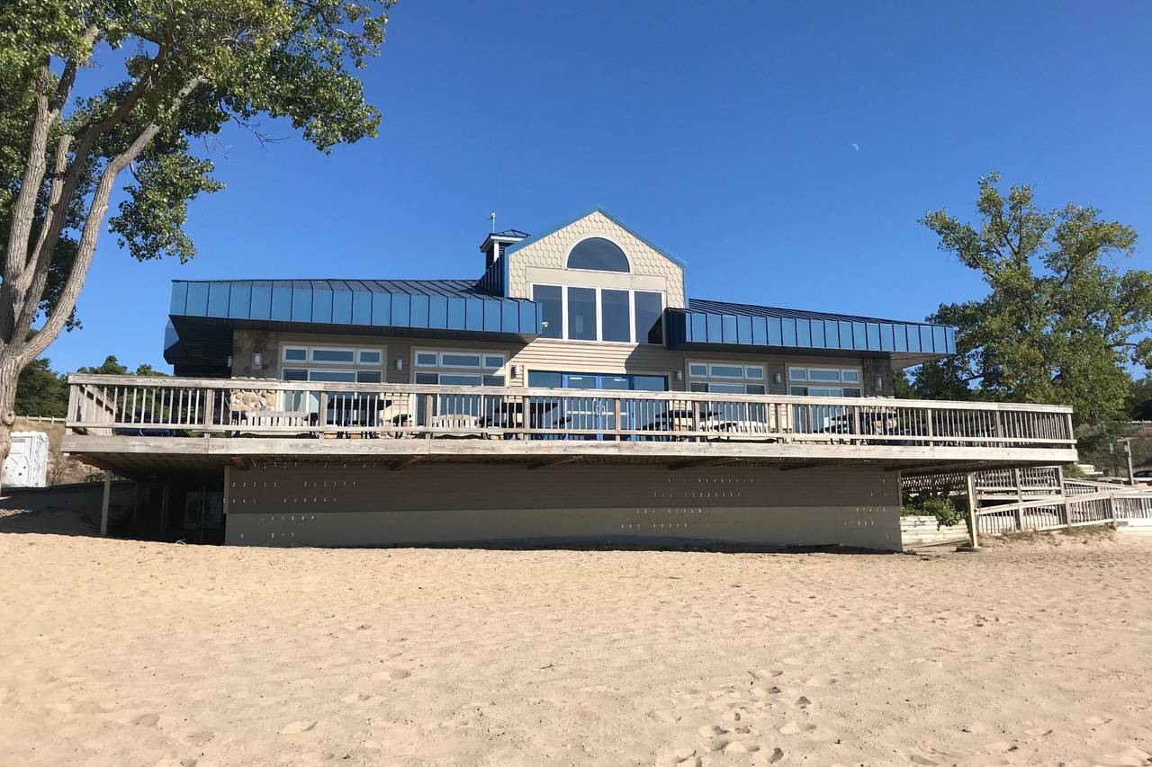 Weko Beach House - Reviews, Photos & Deals 2026 - Bridgman, MI ...