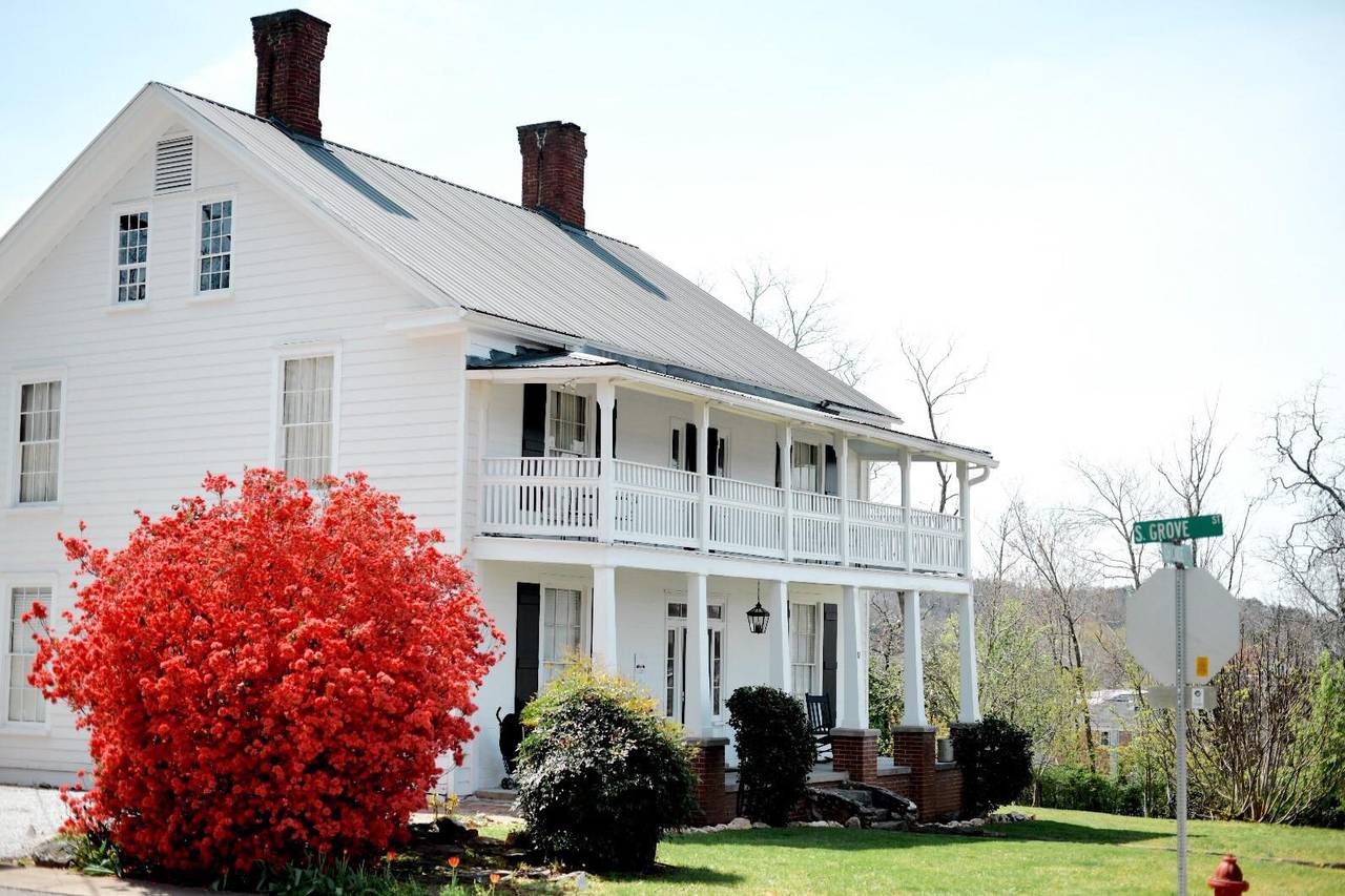 The Tumlin House & Vineyard - Historic Weddings - Dahlonega, GA ...