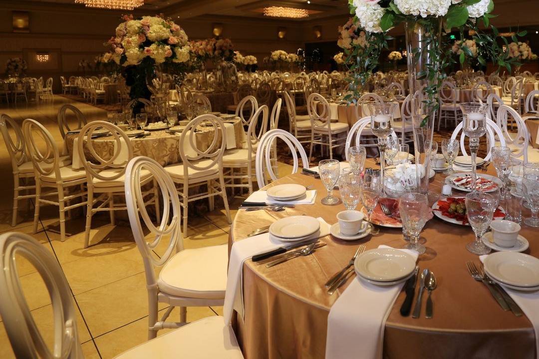 Royalty House Banquet Facility - Reviews, Photos & Deals 2026 - Warren ...