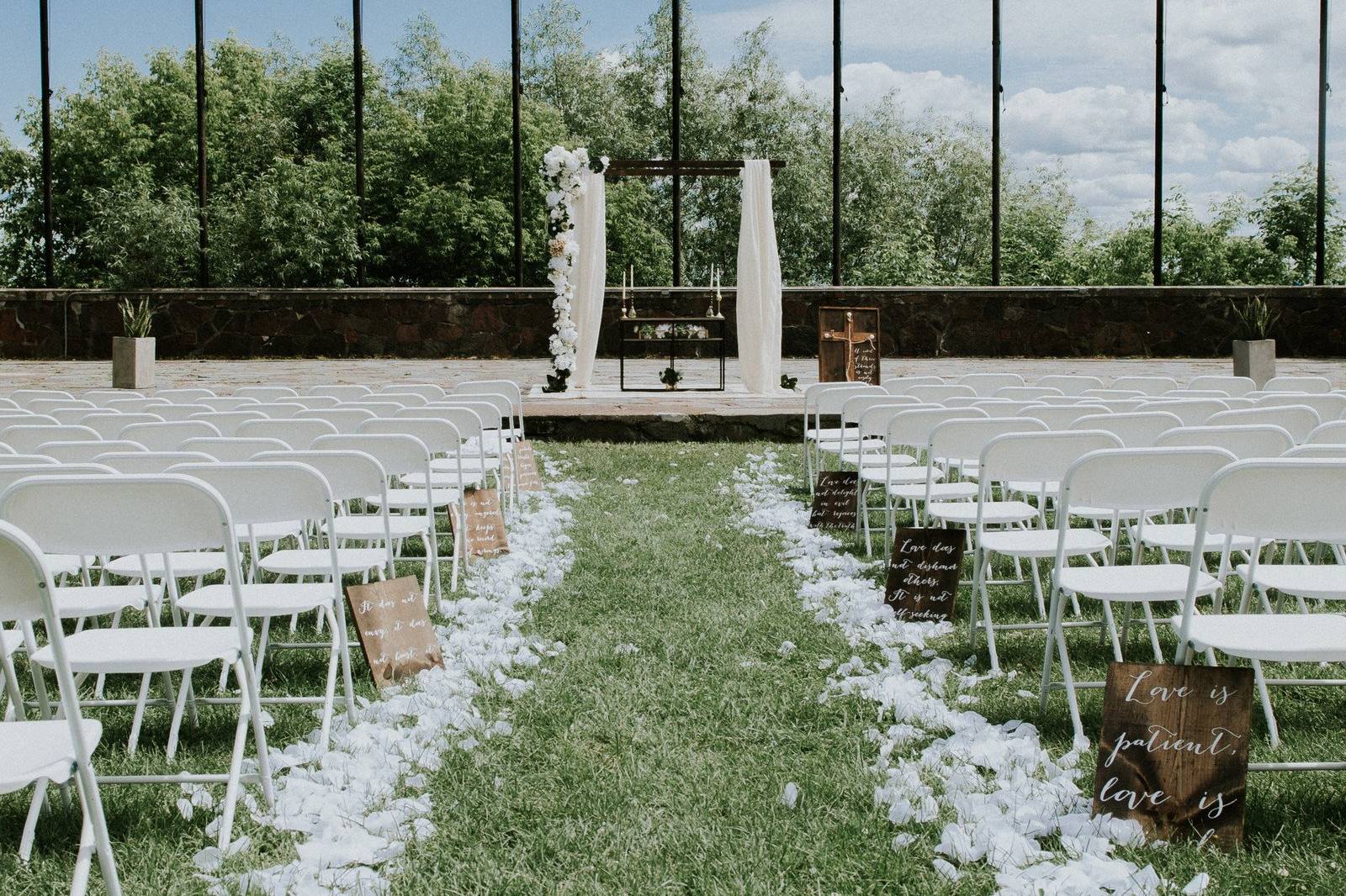Ivory North - Reviews, Photos & Deals 2026 - Mora, MN - WeddingWire
