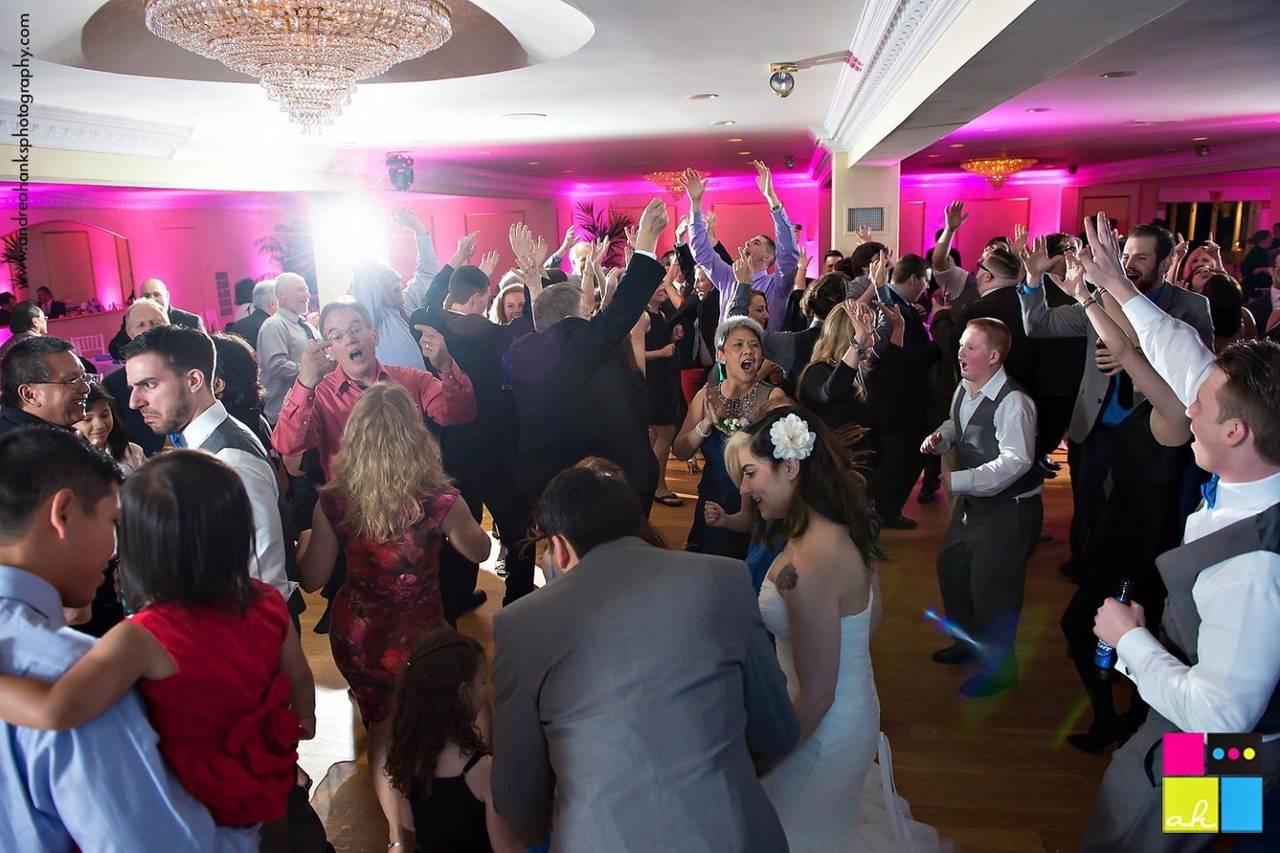 CNT Entertainment Reviews - Danbury, CT - 374 Reviews