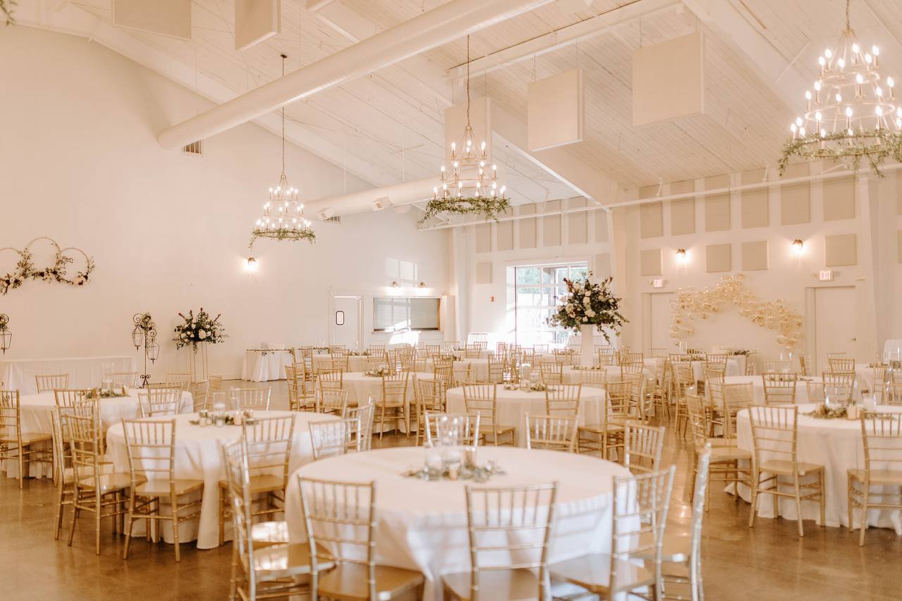 Avon Acres - Reviews, Photos & Deals 2026 - Memphis, TN - WeddingWire