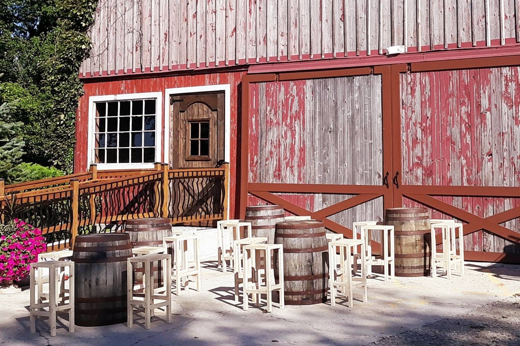 The Mora Farm - Reviews, Photos & Deals 2026 - Waterman, IL - WeddingWire