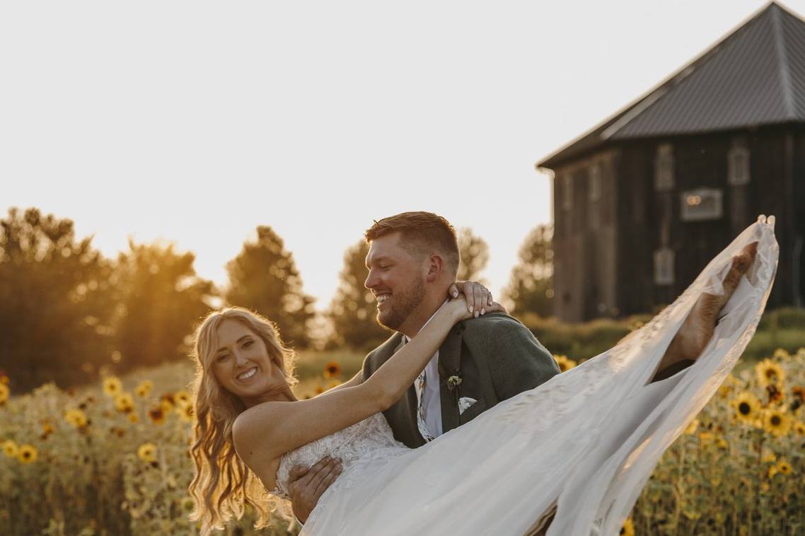 1885 Farms - Reviews, Photos & Deals 2026 - Navarre, OH - WeddingWire
