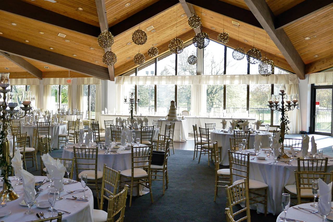 White Pines Golf Club & Banquets - Country Club Weddings - Bensenville ...