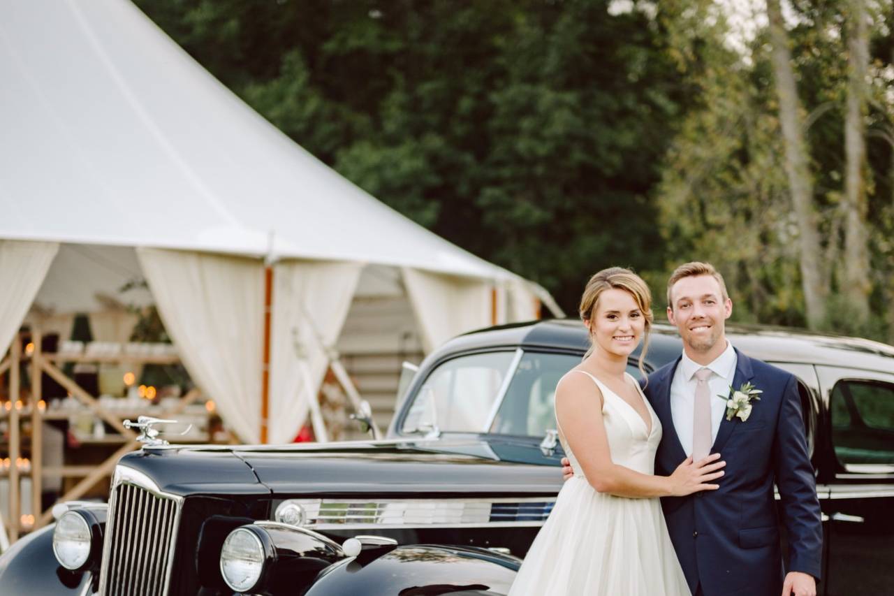 Cushing Field House - Venue - Holly, MI - WeddingWire