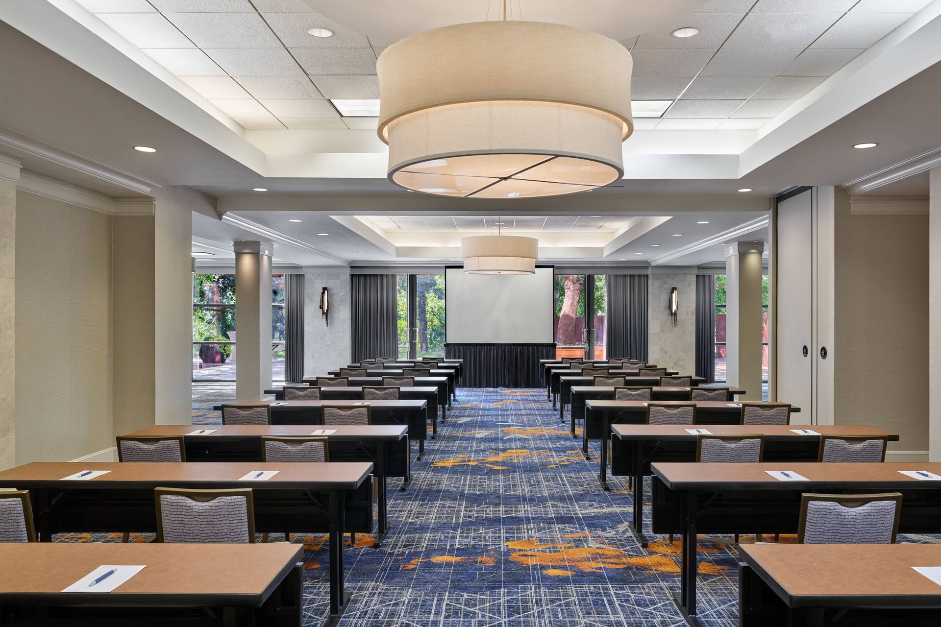 Sheraton Austin Hotel at the Capitol - Reviews, Photos & Deals 2026 ...