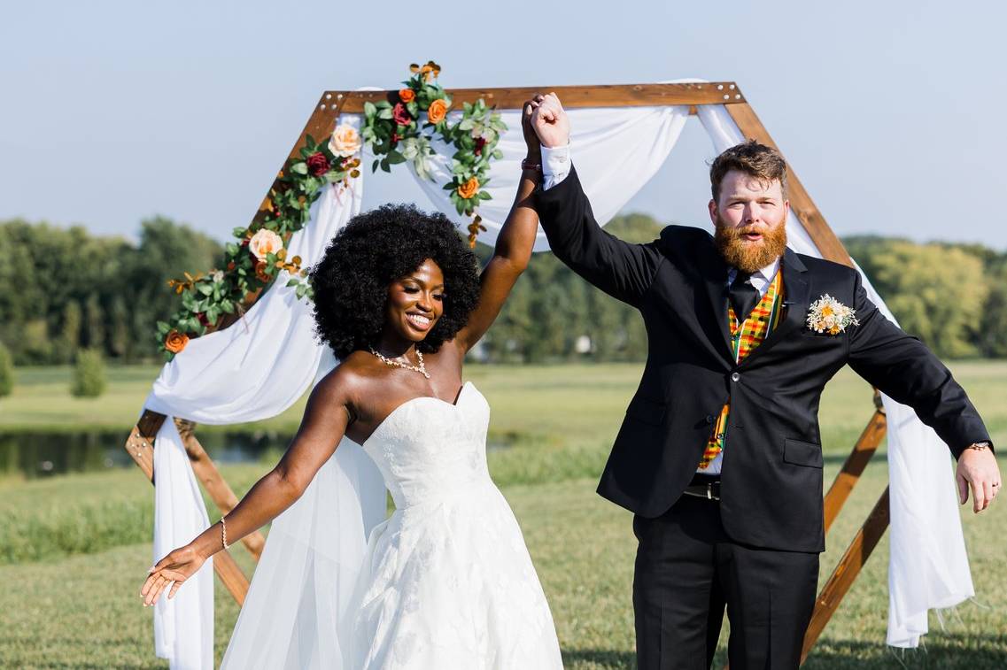 Crystal Creek Farm Venue - Barn & Farm Weddings - Crystal Lake, IL ...