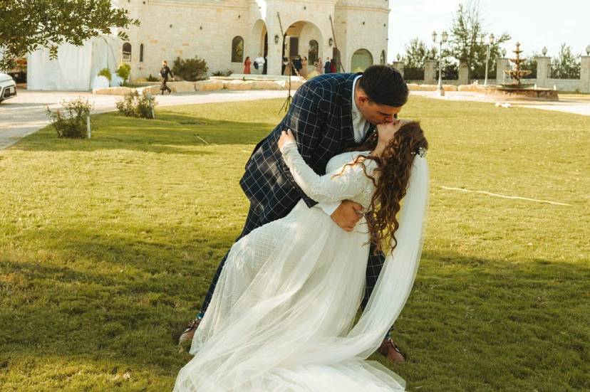 Parsons Castle - Reviews, Photos & Deals 2026 - Clifton, TX - WeddingWire