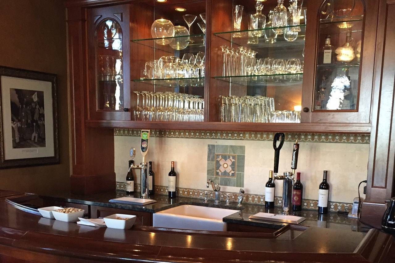Mansion Hill Inn - Reviews, Photos & Deals 2026 - Madison, WI - WeddingWire