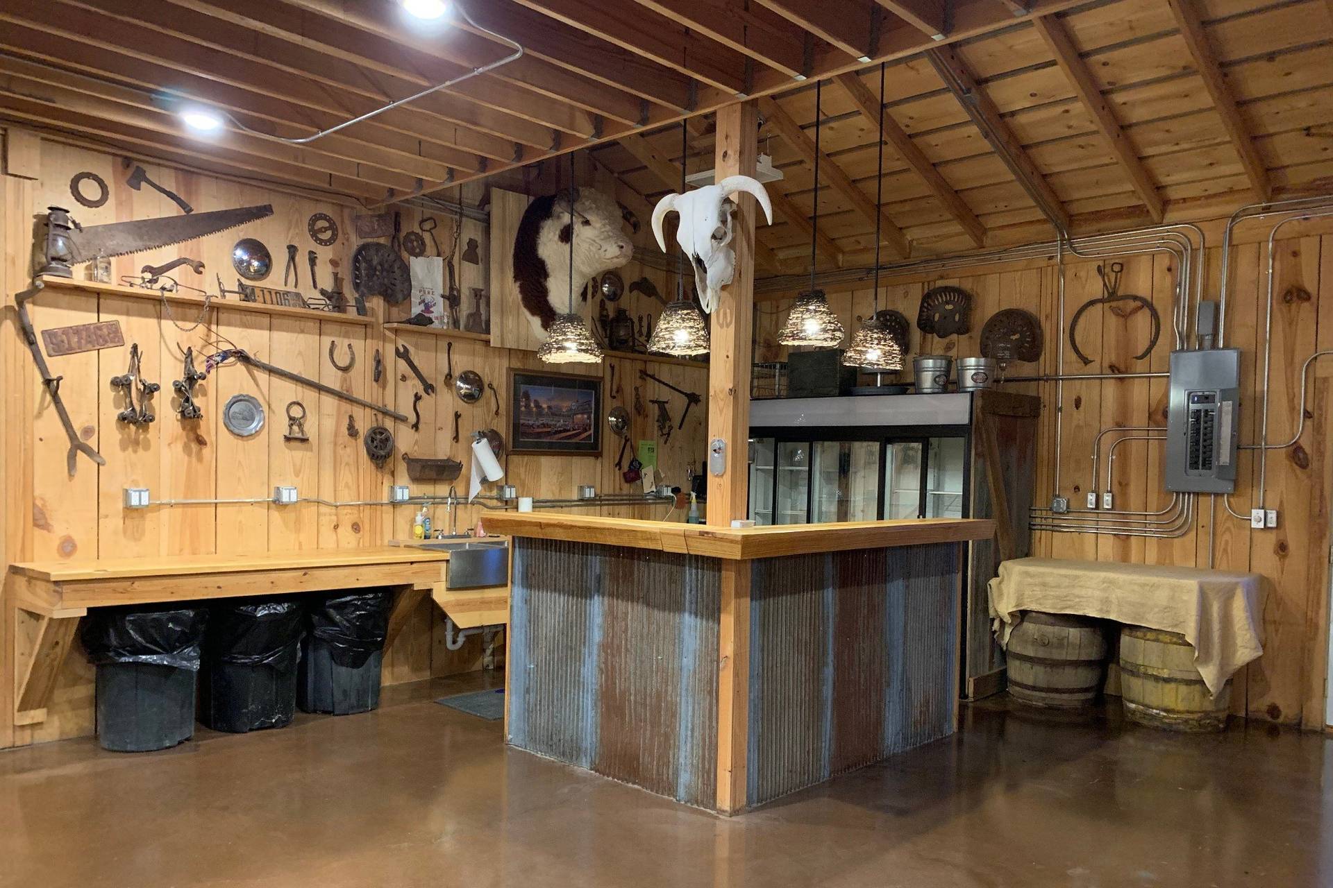 Cedar Prairie Barn - Reviews, Photos & Deals 2026 - Du Bois, NE ...