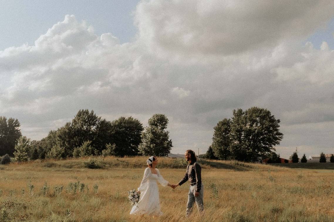 Wildflower Estate By Holland Gardens - Mansion Weddings - Gibsonburg ...
