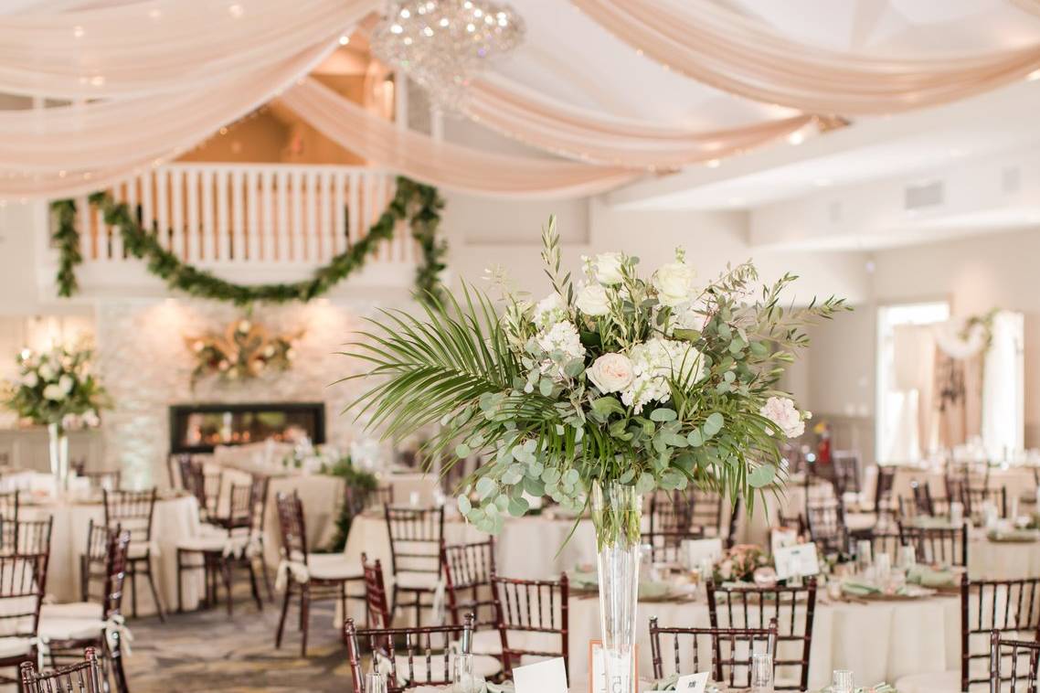 Swan Lake Event Center - Banquet Halls - Powell, OH - WeddingWire