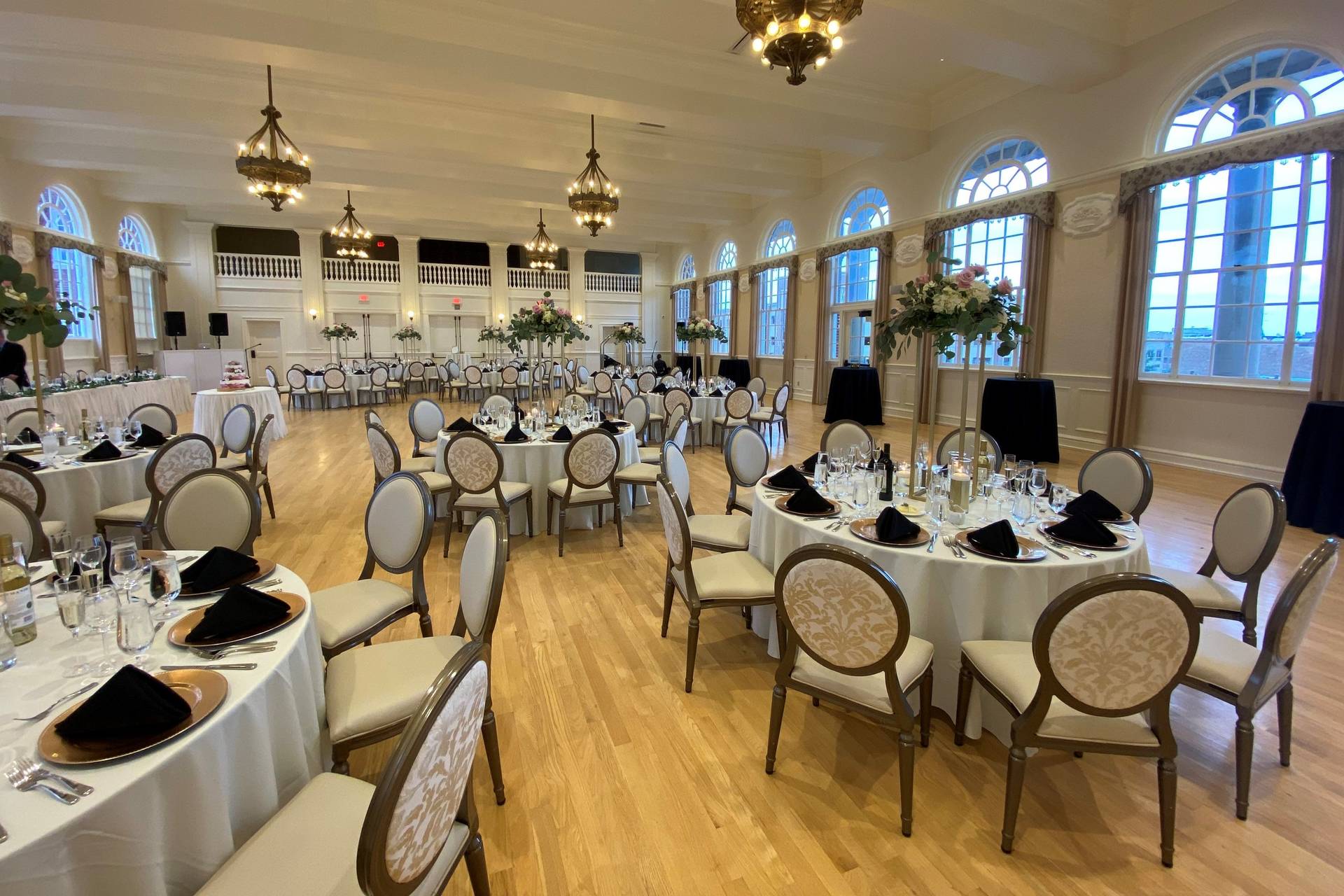 The Stella Hotel & Ballroom - Reviews, Photos & Deals 2026 - Kenosha ...