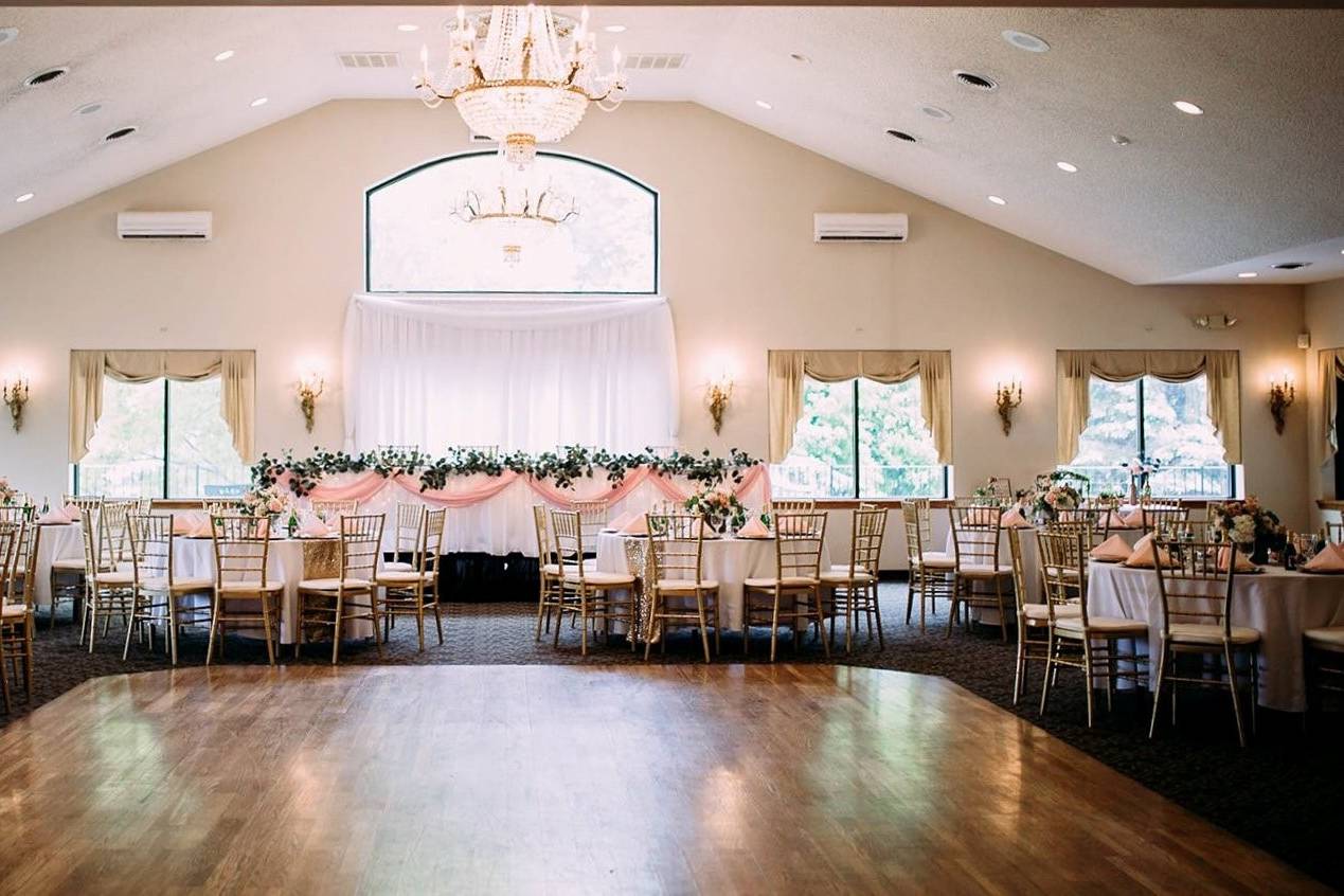 Golden Hawk Golf Club - Venue - Casco, MI - WeddingWire