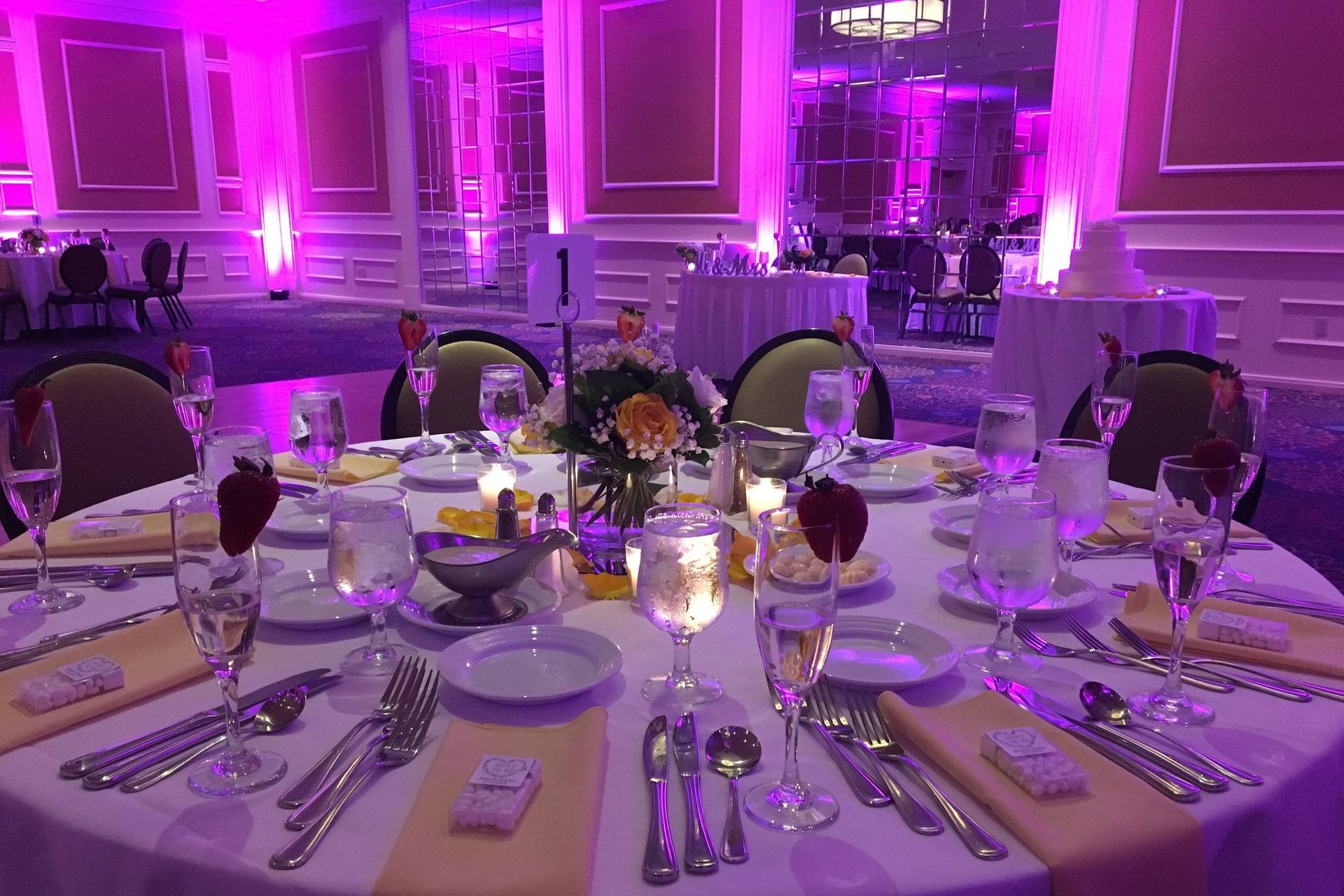 DoubleTree by Hilton Boston North Shore - Reviews, Photos & Deals 2026 ...