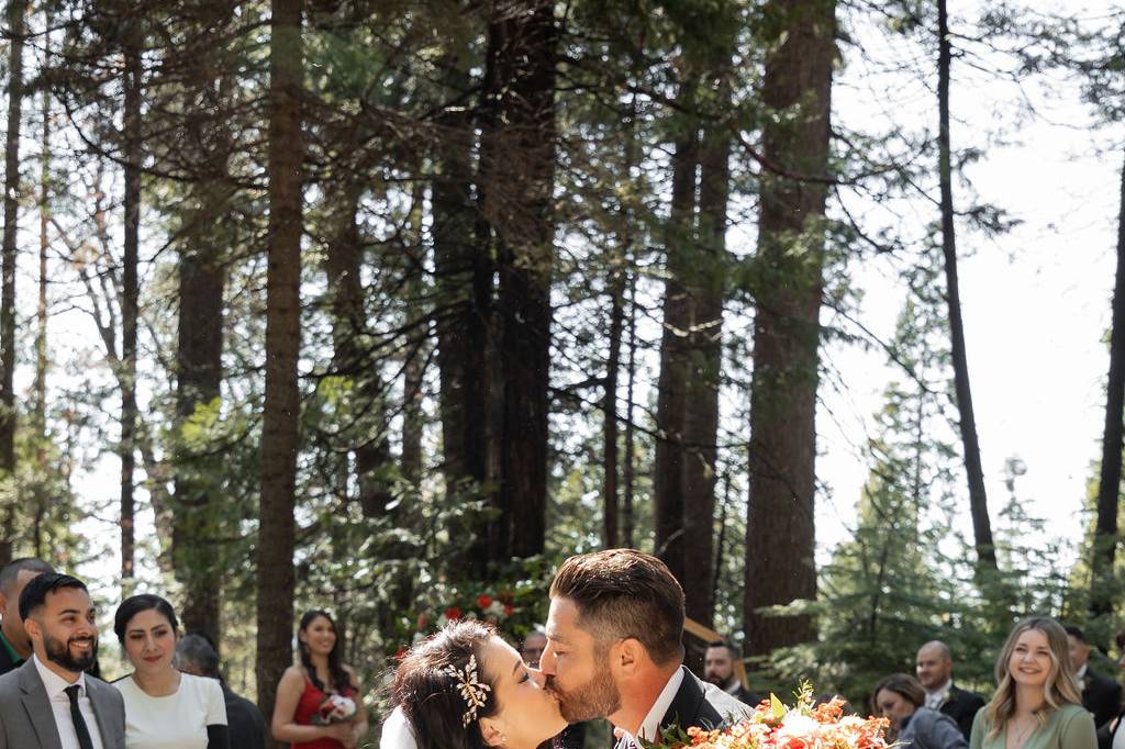 The Lodge at Two Moons - Venue - Oakhurst, CA - WeddingWire