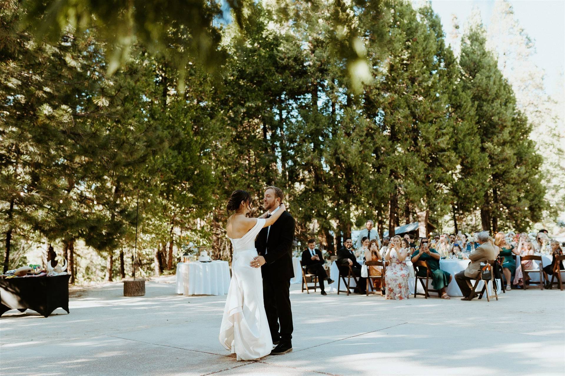 The Lodge at Two Moons - Reviews, Photos & Deals 2026 - Oakhurst, CA ...