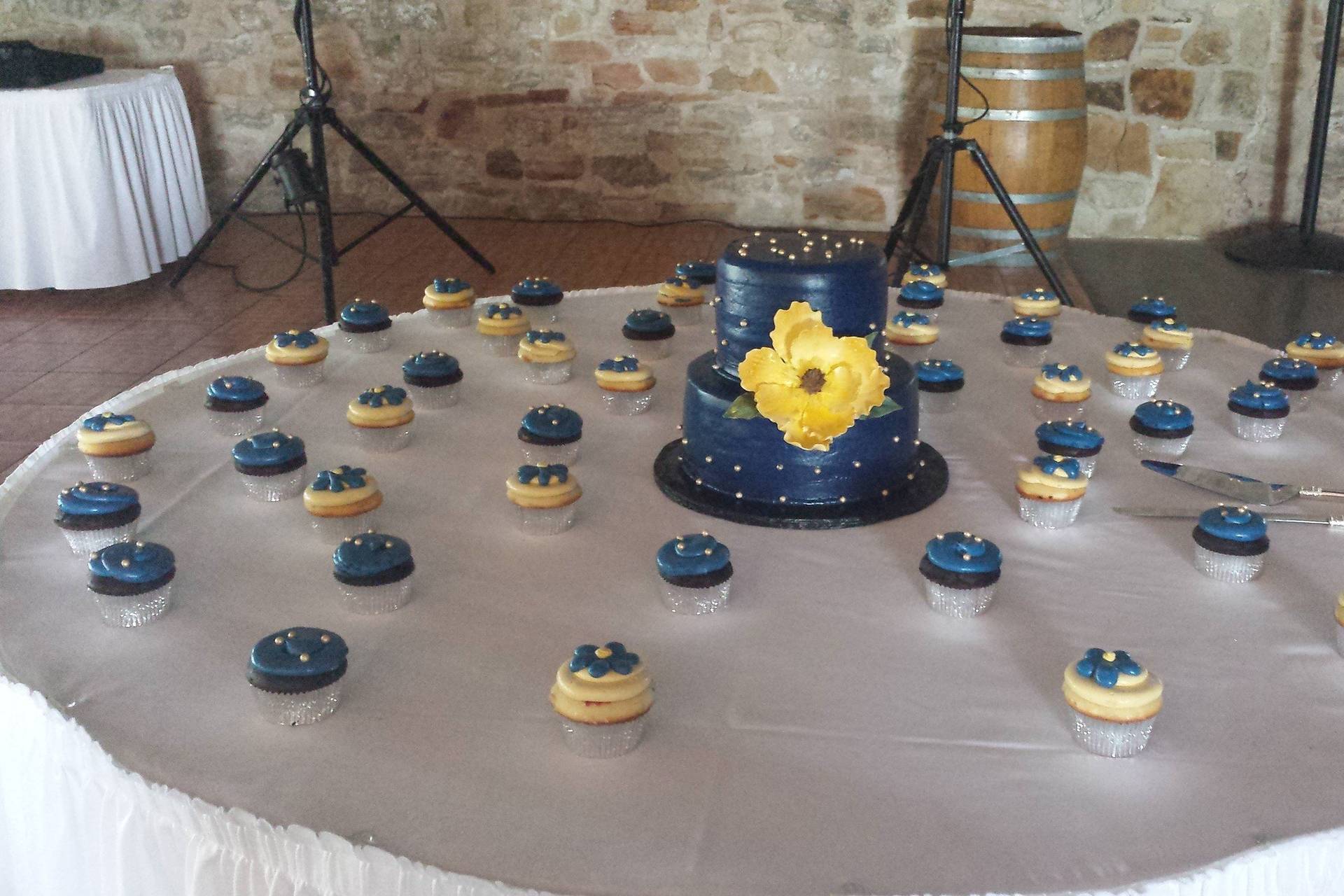 Susie G's Specialty Cakes - Reviews, Photos & Deals 2026 - O Fallon, MO ...