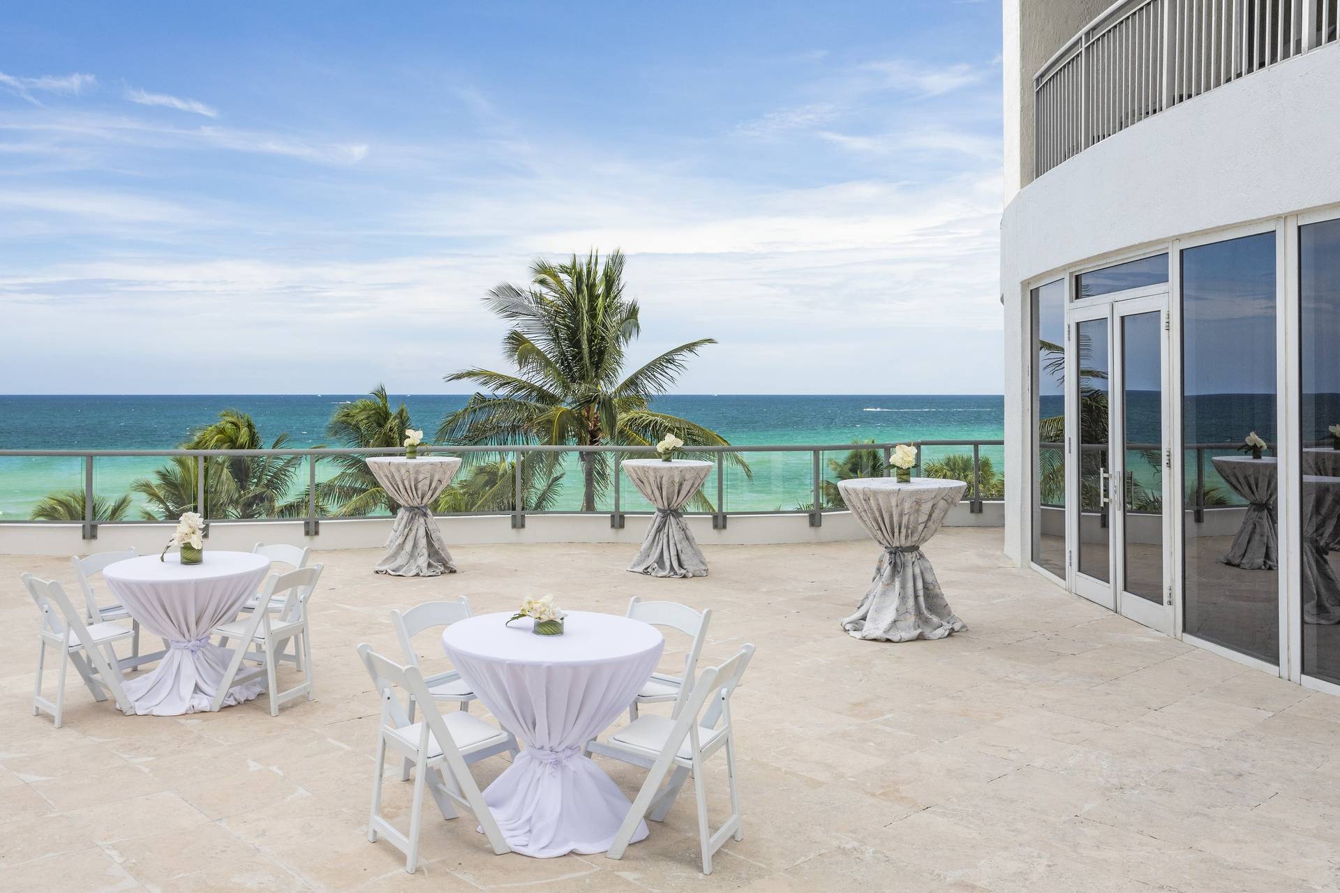 DoubleTree Ocean Point Resort & Spa - Reviews, Photos & Deals 2026 ...