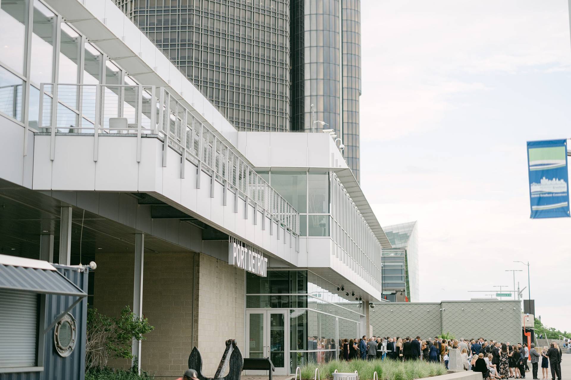Waterview Loft at Port Detroit - Reviews, Photos & Deals 2026 - Detroit ...