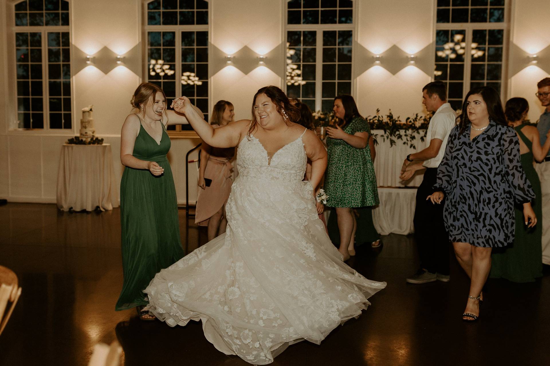 Bella Sala - Reviews, Photos & Deals 2026 - Tiffin, IA - WeddingWire