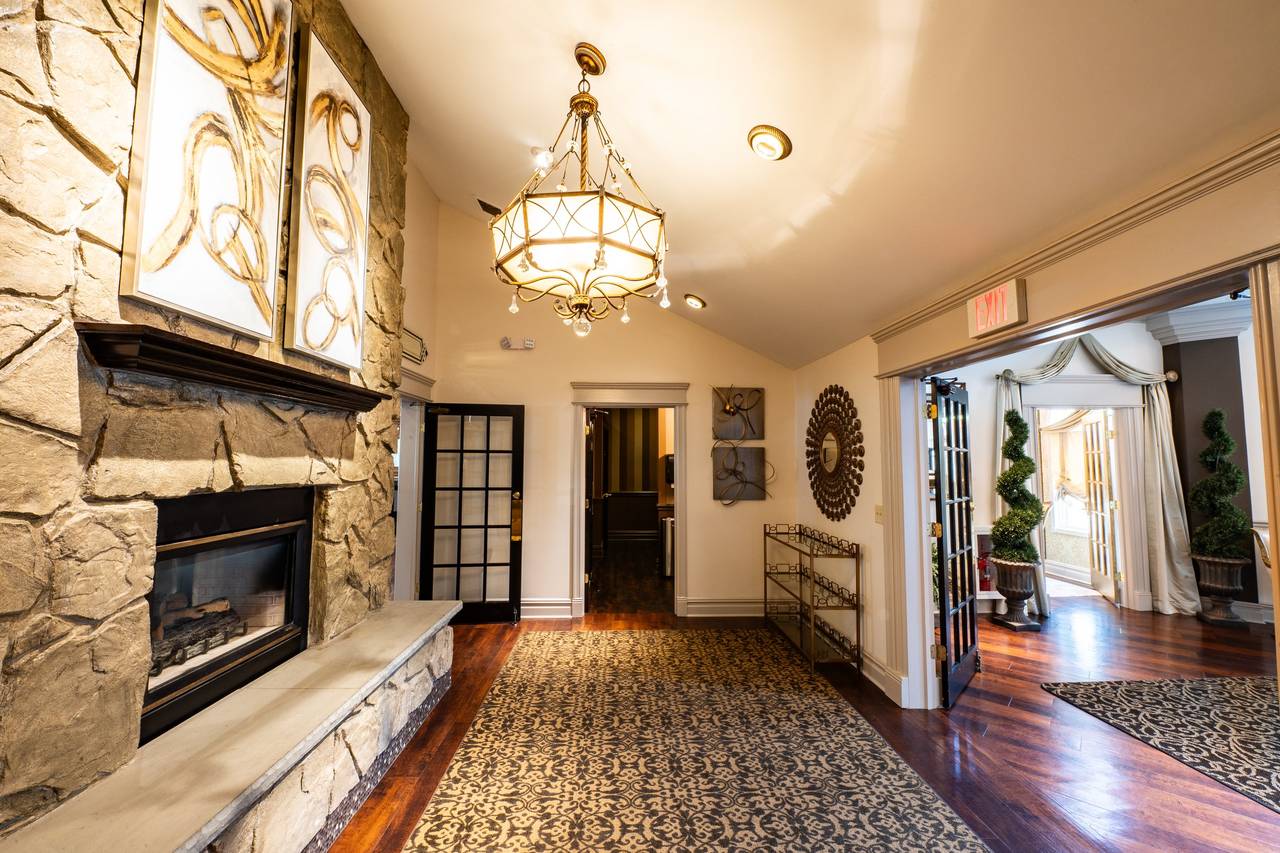 Kotecki's Grandview Grove - Reviews, Photos & Deals 2026 - Buffalo, NY ...