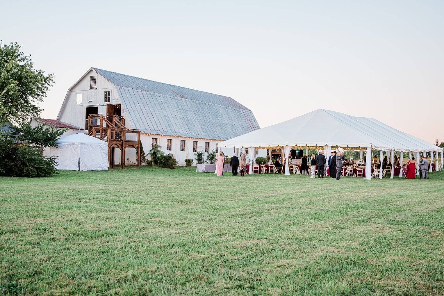 East Lynn Farm - Reviews, Photos & Deals 2026 - Round Hill, VA ...
